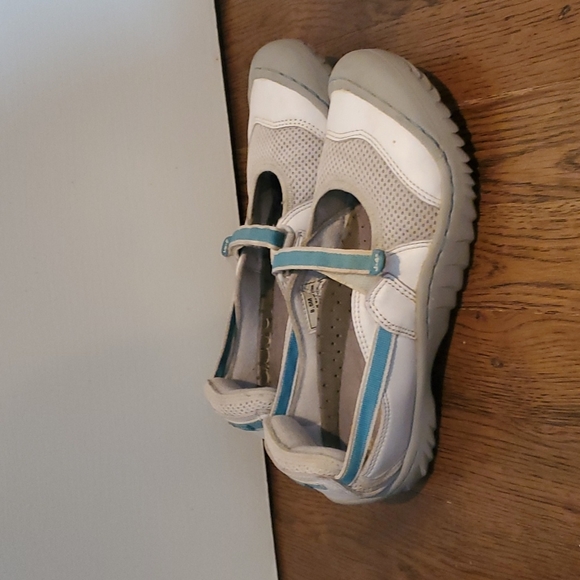 J-41 | Shoes | J4 Women Shoes | Poshmark